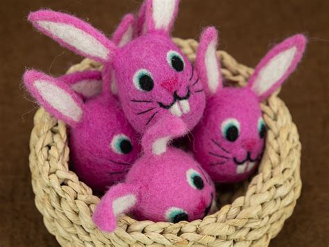 Felt Easter Bunny Head With Ear Felt And Yarn