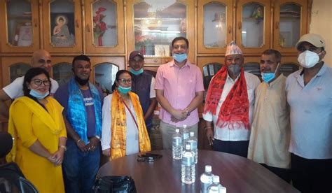 विभिन्न पार्टी परित्याग गरी हेटौंडाका २३ जना नेपाली काँग्रेसमा प्रवेश