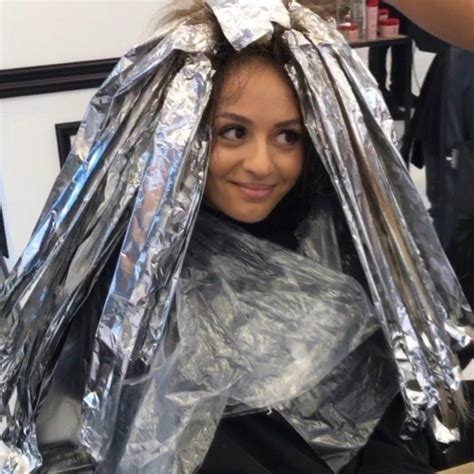 The Perfect Blonde Hybrid Balayage Foil Technique Artofit