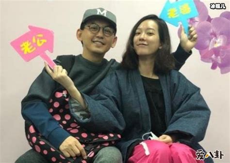 小S前男友黄子佼领证结婚女友孟耿如居然小他两轮 明星 冰棍儿网