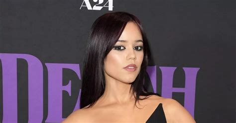 Jenna Ortega Looks Unrecognizable In High Glam Look At Netflixs Tudum