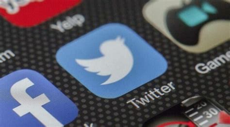 Twitter Bug Is Reviving Deleted Tweets Automatically For Some Users