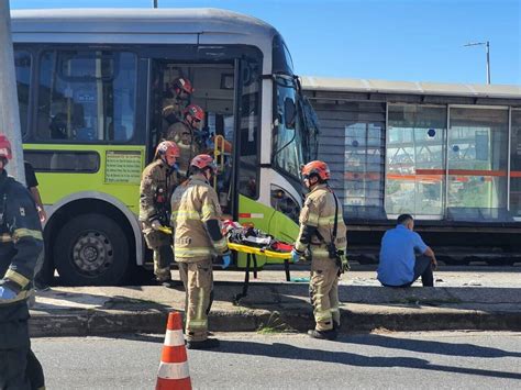 Acidente Entre Dois ônibus Do Move Deixa 27 Feridos Em Bh Notícias
