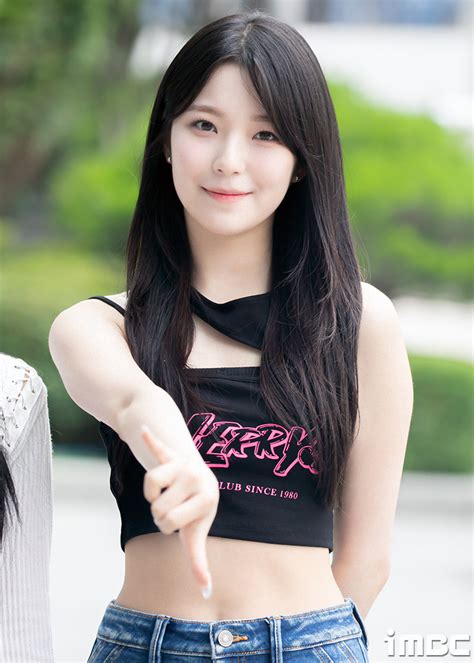 포토 프로미스나인 백지헌 반전있는 꿀깅