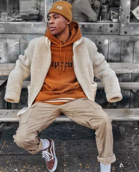Beige Winter Coat Beanie Fashion Trends With Beige Casual Trouser
