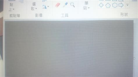 【問題】電腦螢幕出現橫條紋該修嗎 電腦應用綜合討論 哈啦板 巴哈姆特