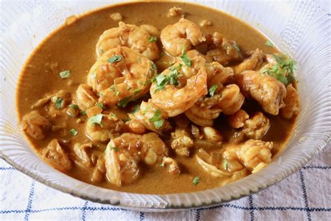 Tangy Tamarind Coconut Prawn Goan Curry Recipe