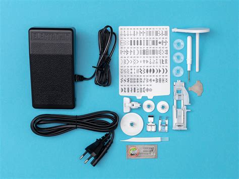 Электронная швейная машина JANOME Quality Fashion QF 7900 купить в ...