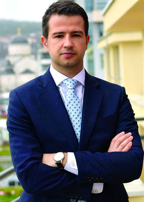 Novostirs Galerija MoŽe Li Da Skine Mila Jakov Milatović Od Krvokapićevog Ministra I