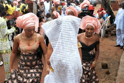 A Love Thats Meant To Be Ify Osadebay And Emmanuel Dumuje Wed Bellanaija