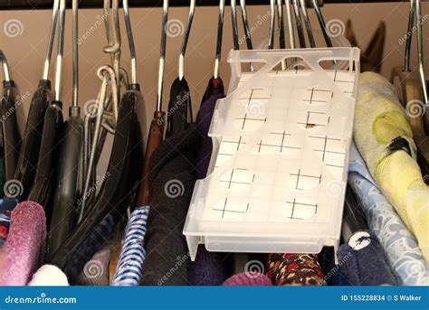 Mottenval Met Gevangen Gemeenschappelijke Kleermot Stock Foto Image Of Feromonen Kleren