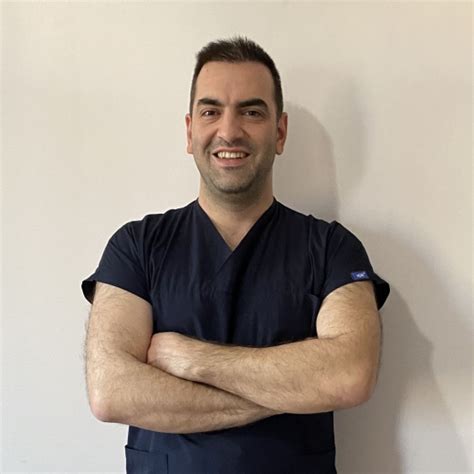 Op Dr Hakan Göçer Yorumları incele ve randevu al DoktorTakvimi