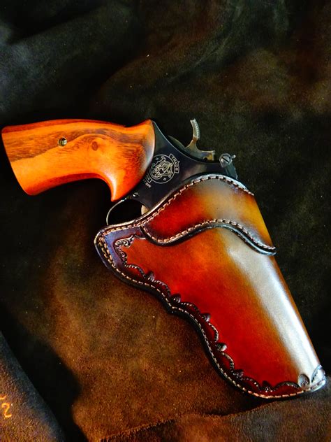 Revolvers Jeffrey Custom Leather