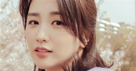 박하선 영화 촬영차 폴란드行류수영 2주간 씨네타운 대타