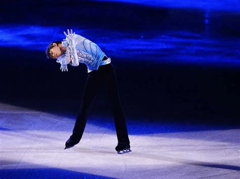 ＜ファンタジーオンアイス2024＞演技をする羽生結弦さん（撮影・小海途 良幹） スポニチ Sponichi Annex スポーツ