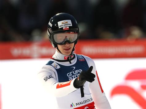 Polski skoczek zrobił w Lahti znakomite wrażenie Ekspert twierdzi że to kwestia czasu Skoki