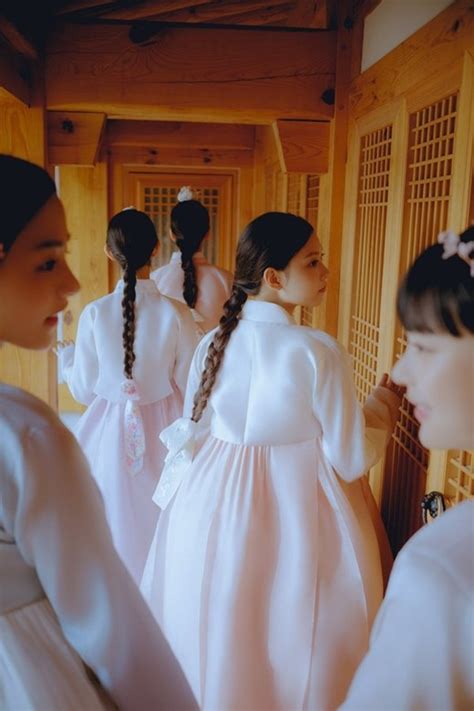 韩国女团newjeans最新韩服写真曝光