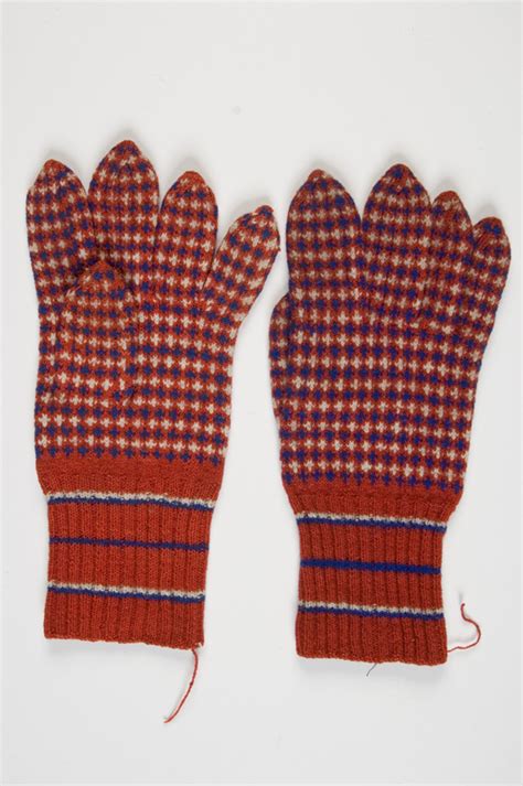 Eesti Muuseumide Veebivärav Kindad Sõrmkindad Kirikindad