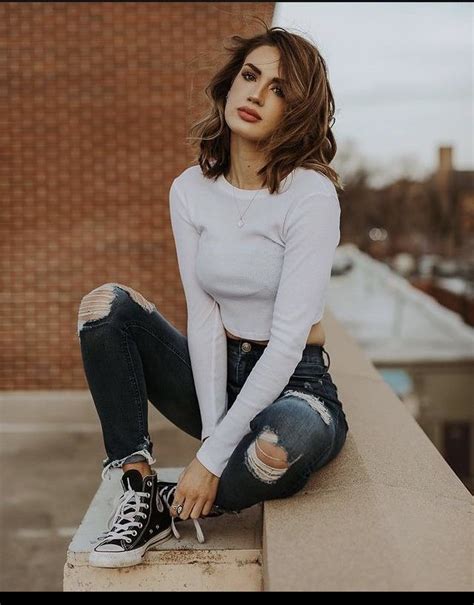 Pin By Muhametshinaleisan On Идеи для фото Portrait Photoshoot