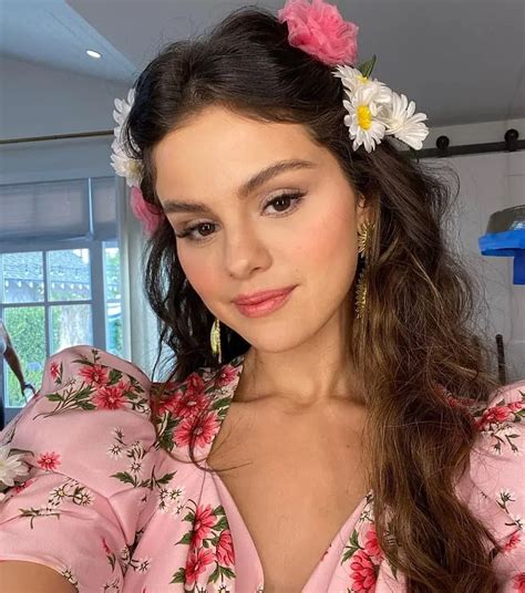 Selena Gomez Hair Ombre 2022 Selena Gomez Hair Ombre 2022