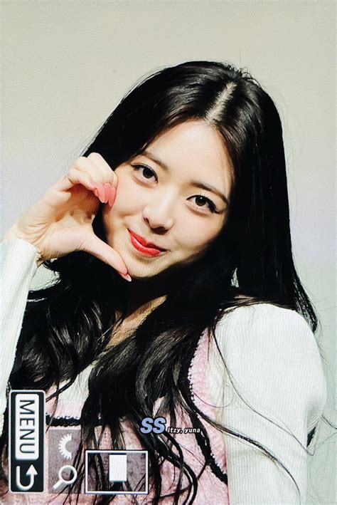 YUNA THAILAND on Twitter RT shinsarang yn 230102 밥 맛있는거 무우 유나