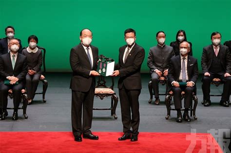 2022年度授勳儀式舉行 26單位代表授勳 澳門力報官網
