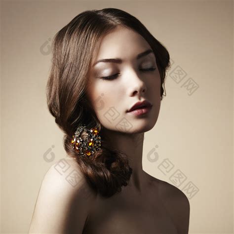 年轻漂亮姑娘的画像图片 包图网企业站 年轻漂亮姑娘的画像图片 包图网企业站