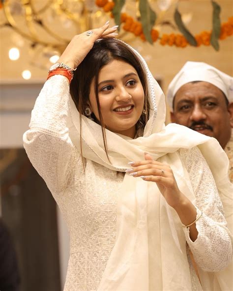 सब कुछ चल रहा था ठीक अचानक कच्चा बादाम गर्ल की जिंदगी में आया ऐसा भूचाल मुंह छुपाने को हो