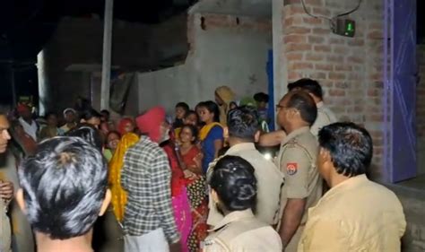 Case Of Datawali Village Of Barla Police Station Area Police Broke The