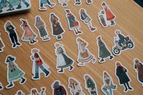 La Dolce Vita Tin Box Sticker Set We Move Forward Happily