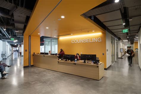 Saddleback College Gateway Building P2s