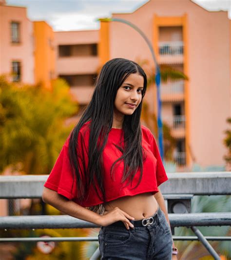 Isabelle Teens Cam Model Free Live Sex Show And Chat Stripchat