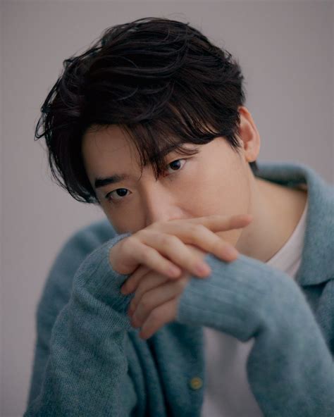 blog de fã Lee jong suk on Twitter Nos foram dadas duas pernas para