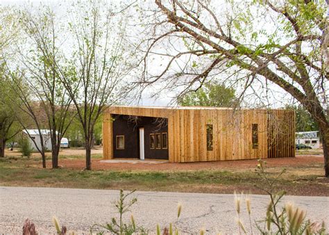 Babes Create Studio Building In Utah With Recycled Materials