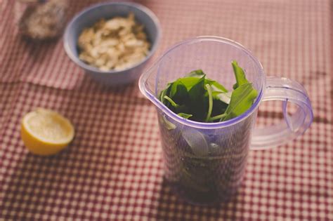 Pesto z czosnku niedźwiedziego Czosnekniedzwiedzi pl