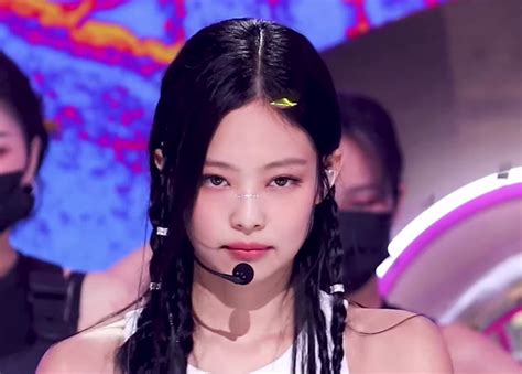 세상에서 제일 재밌는 얼굴 김제니 하루 종일 제니 얼굴만 볼래🫶 삶의 질 향상시키는 영상 링크 걸어놓을게요 Kyzk2pqocb Dc 제니 갤러리