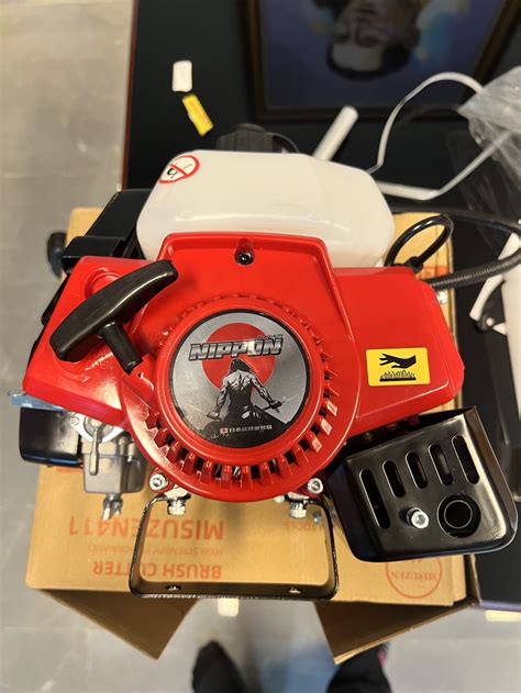 เครื่องตัดหญ้าสะพายบ่า รุ่น Rbc411 Nippon สีเขียวnb411สีเเดง25max