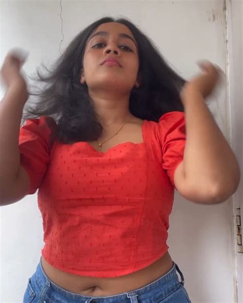 Chubby Gilr Big Deep Navel