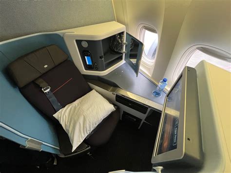 What Is It Like To Fly The New Klm World Business Class On Its Boeing
