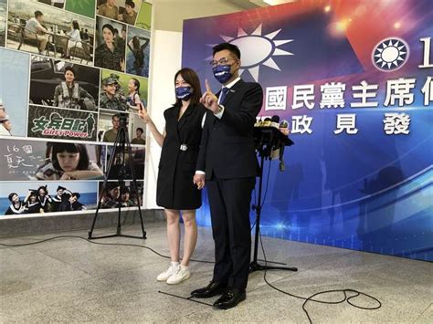 藍黨魁電視辯論今登場 江啟臣打「夫人牌」、朱立倫懷「熱愛黨的心」出席