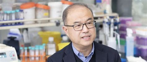 我国首个新冠特效药获批上市！清华大学发布最新研发成果首个国产新冠特效药获批张林琦治疗