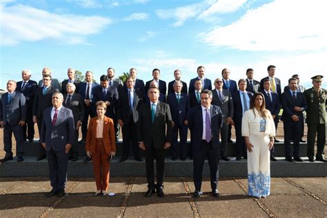 Troca Nos Ministérios Substitutos Buscam Apoio Do Centrão Ao Assumir