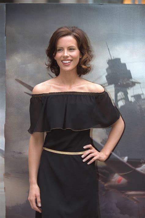 Kate Beckinsale Long Bob