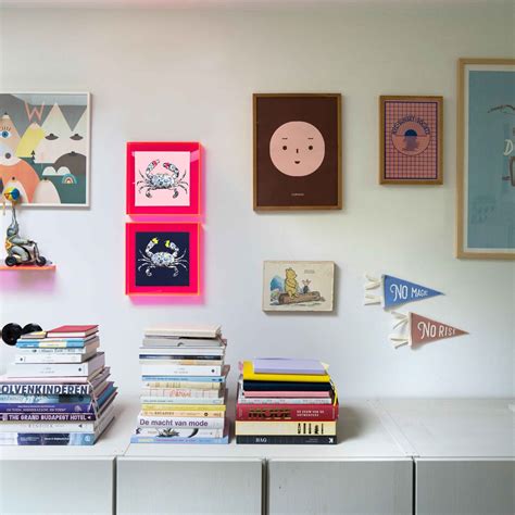 Delftsblauwe Krabben In Neon Roze Lijst Set Van 2 Ateljee Wandg