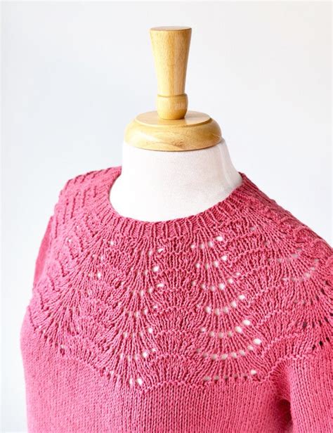 Peacock Tee In Line Loop Yarn