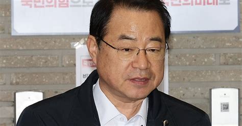 질문에 답하는 국민의힘 공관위원장