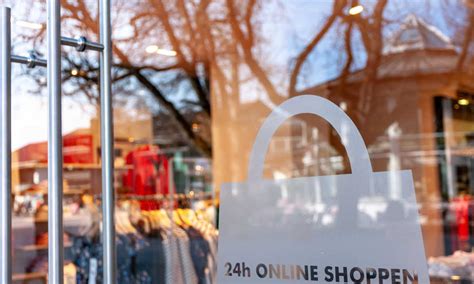 German Ecommerce Sales Buck Christmas Trend Shrink 168