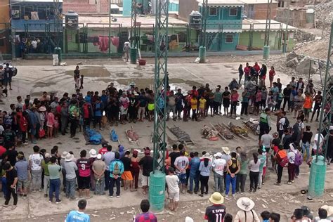 Al Menos 36 Muertos Y 20 Heridos Por Graves Desprendimientos De Tierra