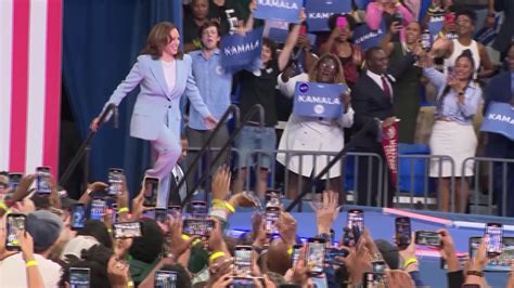 Dc Bureau Harris Announces Running Mate Reshad Hudson Wkrn News 2