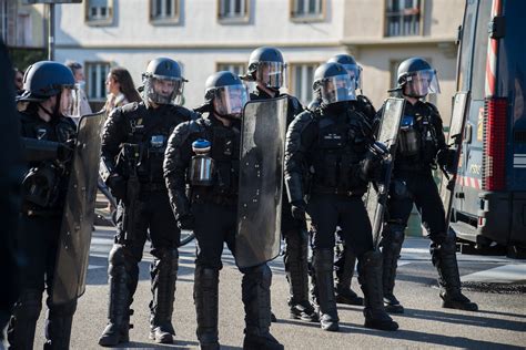 À Marseille cinq policiers du Raid placés en garde à vue après la mort de Mohamed B durant les